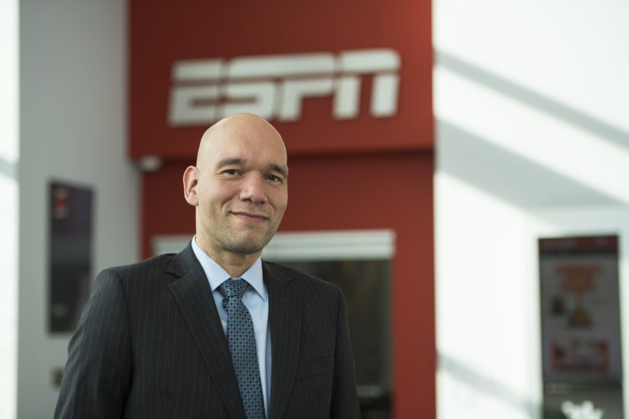 Summer Reading: Freddy Rolón - ESPN Front Row