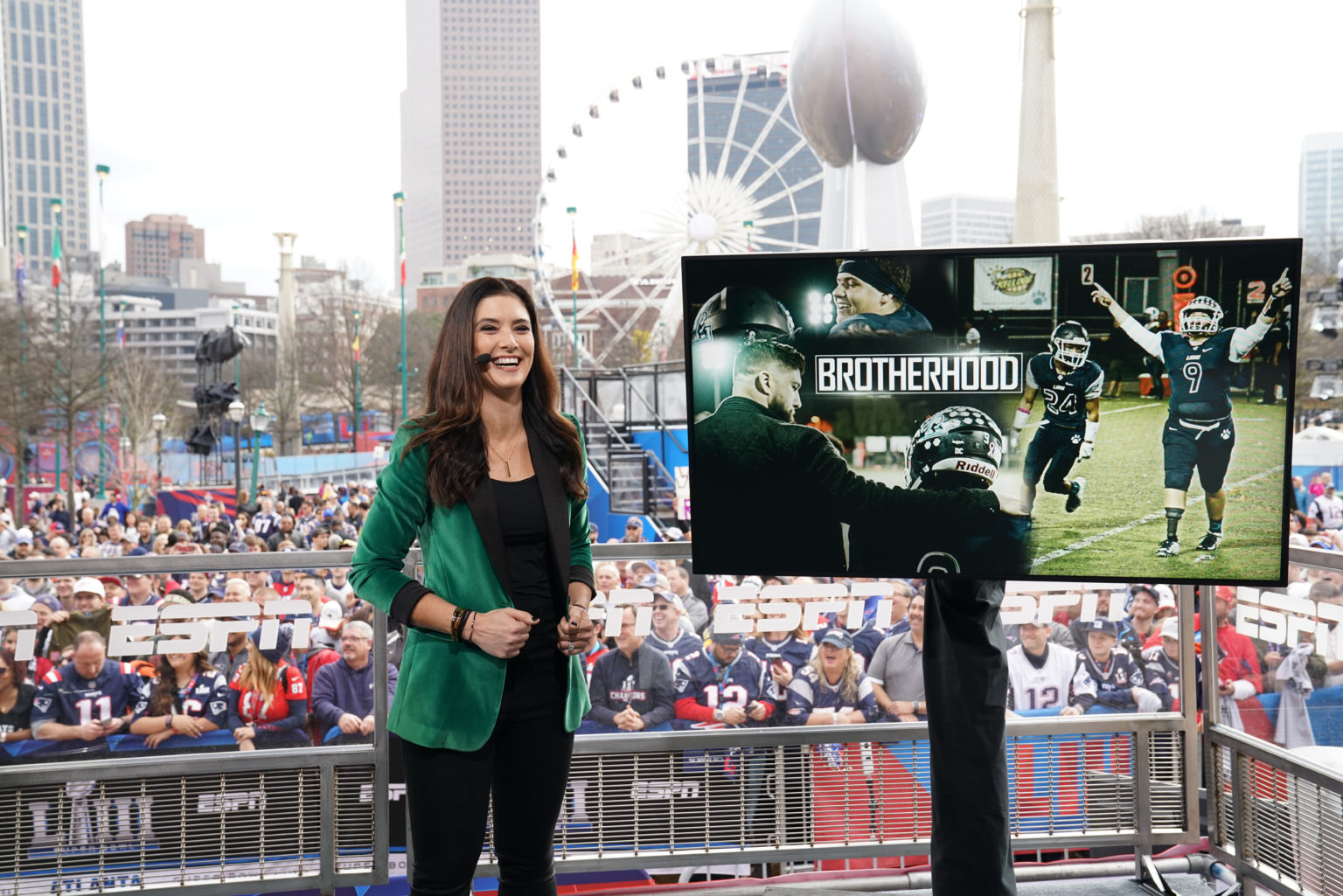Reporter and Host Jen Lada Signs Multiyear Extension With ESPN - ESPN ...