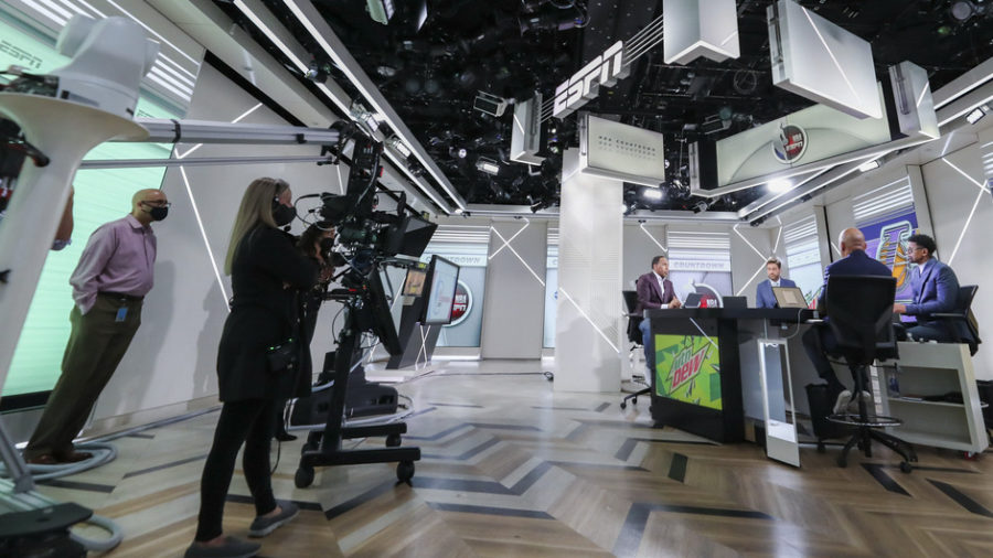 Transition Game: "SportsCenter" Veteran Greg Dowling Now Pilots ESPN's ...