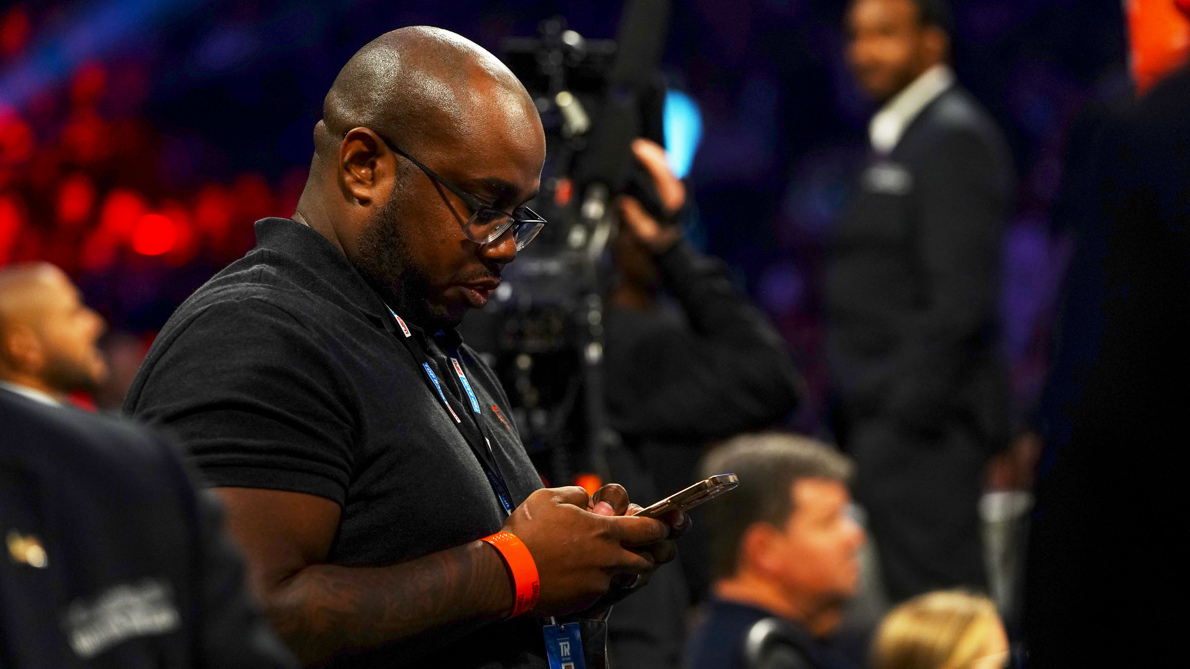 "What Can We Pack Into 10 Seconds?" ESPN's TikTok Accounts For Combat ...