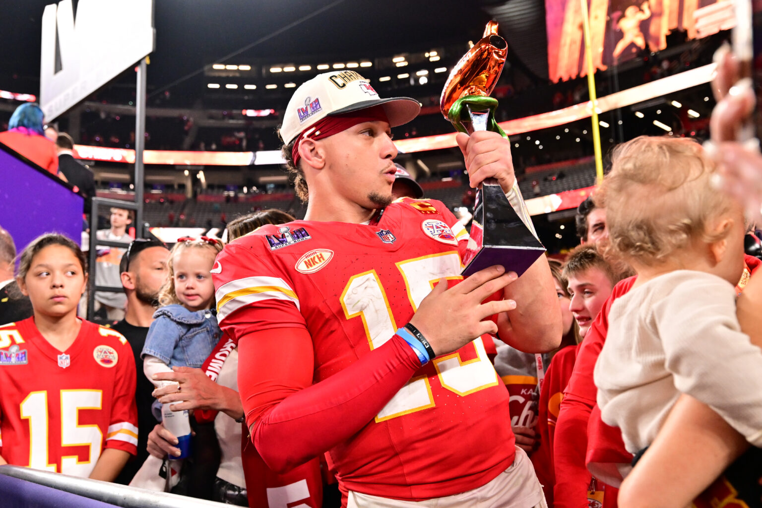 New Book From ESPN Senior Writer Seth Wickersham Explores Journey of ...