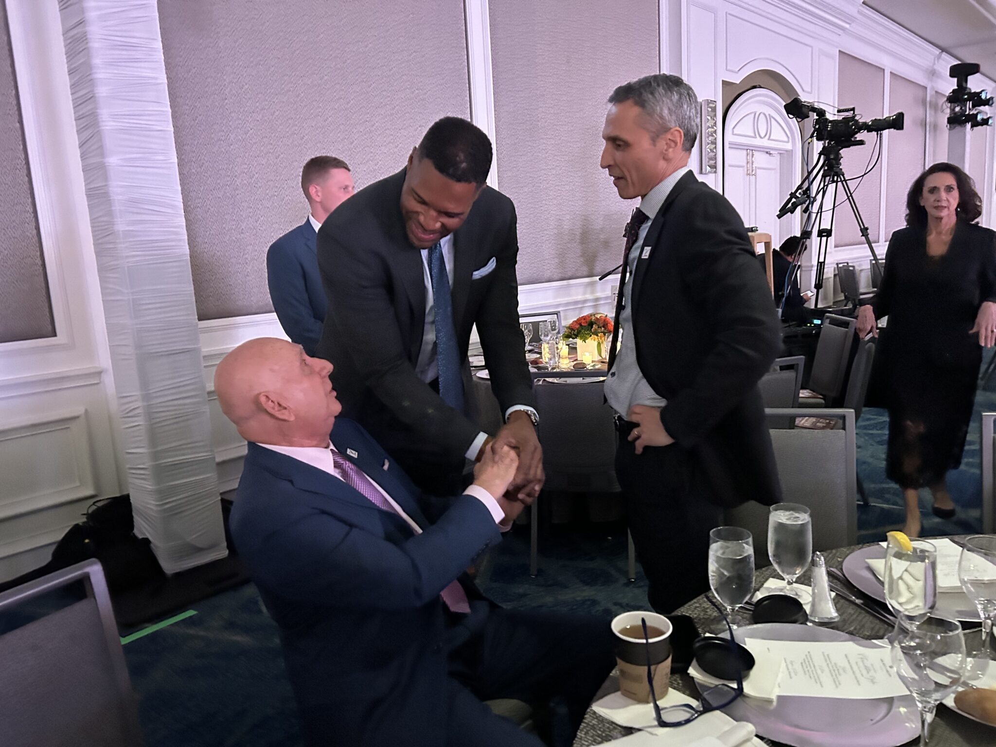 Vitale Gala helps raise $12.5M for V Foundation - ESPN Front Row